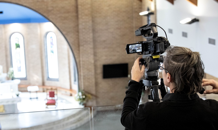 Wedding and Family Event Live Streaming Services Sydney & Brisbane